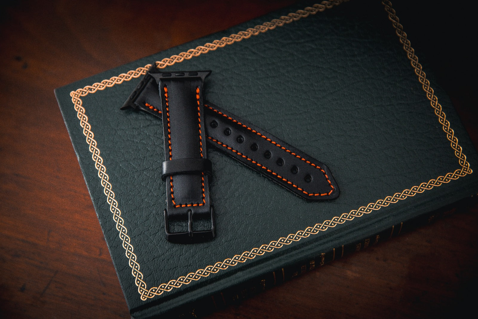 Apple Watch Strap Connectors UK ›› By Specialists Coupland Leather ...