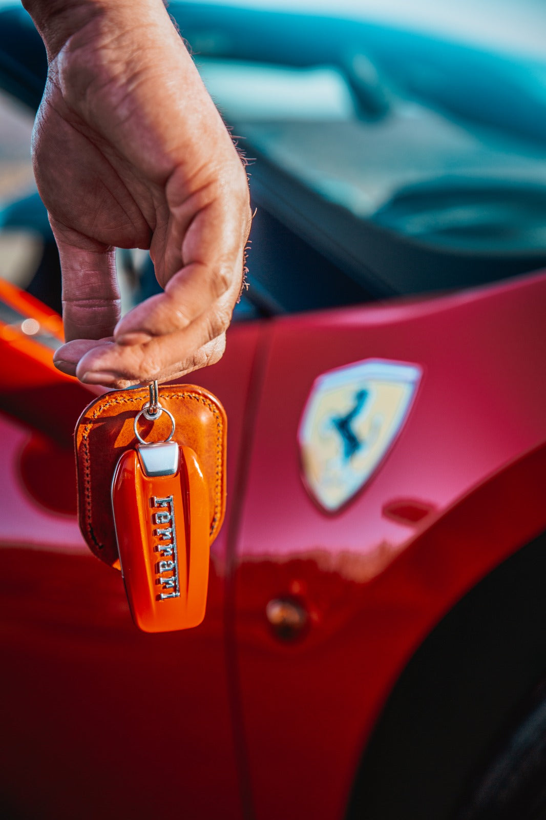 Ferrari Tracker Holder – Coupland Leather